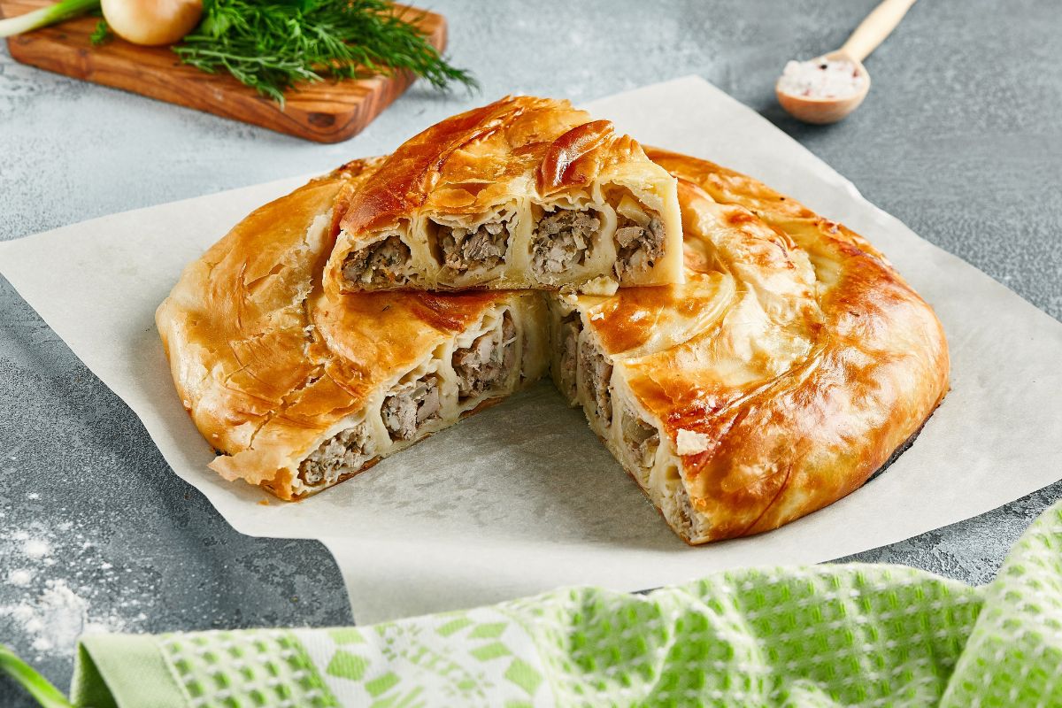 Burek: Turecký pokrm oblíbený po celém světě připravíte doma naslano i nasladko - Jimeto.cz